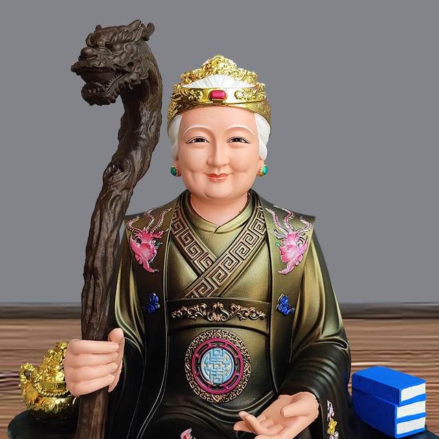 Black old lady statue painting iron brake black mother real black ...