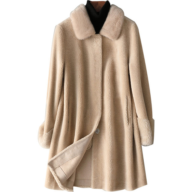 Sheep shear coat women's new 2024 winter thickened middle-aged mother ...