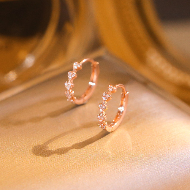 999 sterling silver earrings for women with high-end ear piercing feet silver earrings love ...