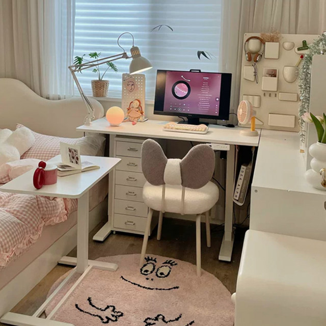 Makeup Stool for Girls' Bedroom Rotatable Dressing Stool Cream Style ...