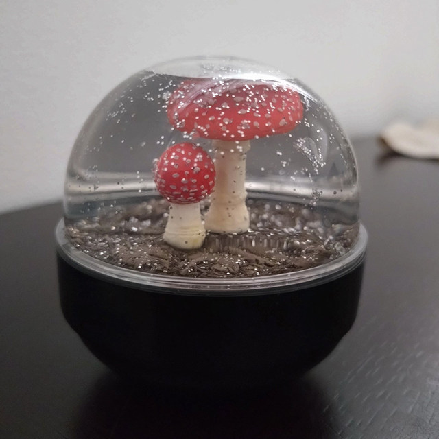 Japanese genuine Qi Tan Kitan mushroom snowflake crystal ball Gaunt ...