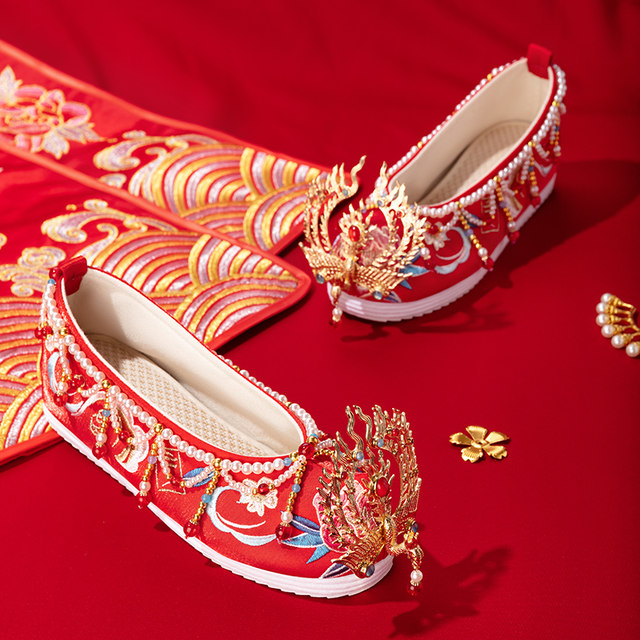 Lan Yueyu Xiuhe wedding shoes Chinese style upturned pearl pendant Hanfu wedding shoes with ...