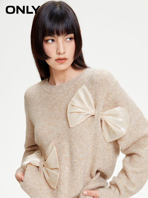 Only Ora sweet and versatile butterfly cut shoulder loose round neck ...