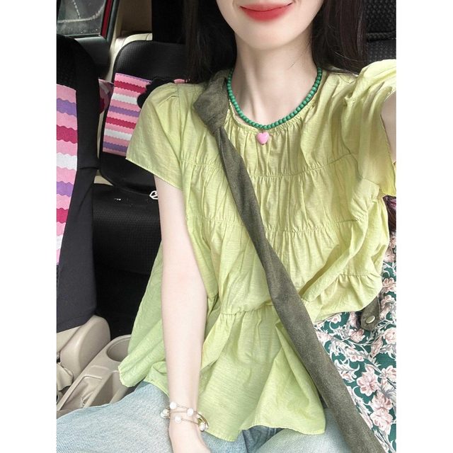 Korean version of fresh and cute short-sleeved round neck pleated shirt ...