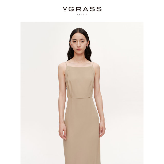 VGRASS one-line collar suspender dress 24 spring new three-dimensional waist slimming dress