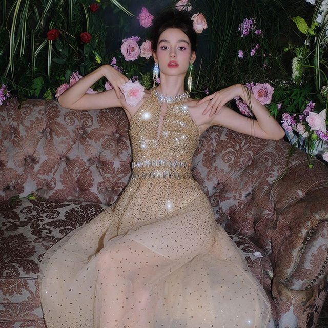 Wardrobesbybychen designer Gao Ding Golden Woodly Woods E engagement ...