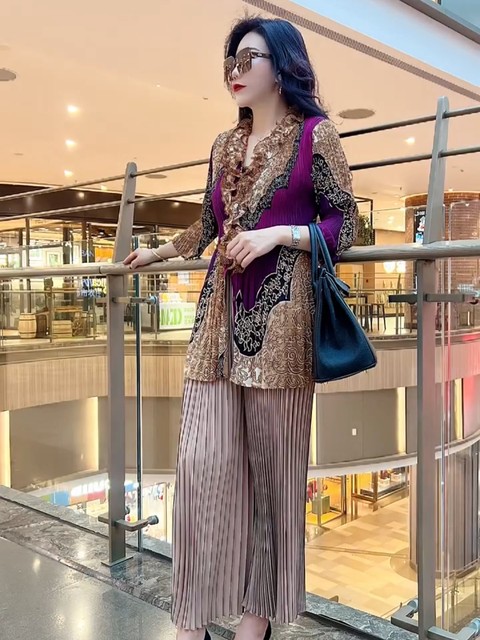 2025 Wencai pleated new style small shirt top organ wide-leg pants ...