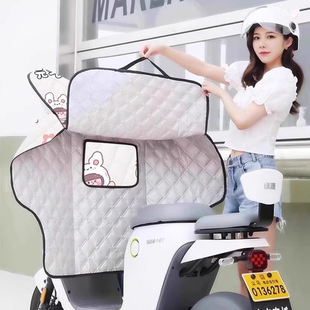 Electric motorcycle summer sun protection, rain protection and wind ...