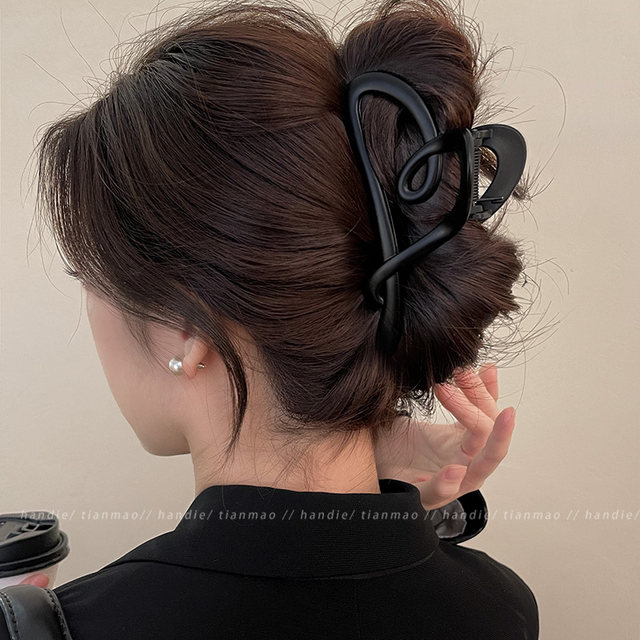 Temperament Matte Large Love Clip Women's Autumn and Winter Back Hair ...