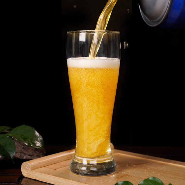 Qingdao specialty craft beer puree beer white beer whole wheat fresh ...