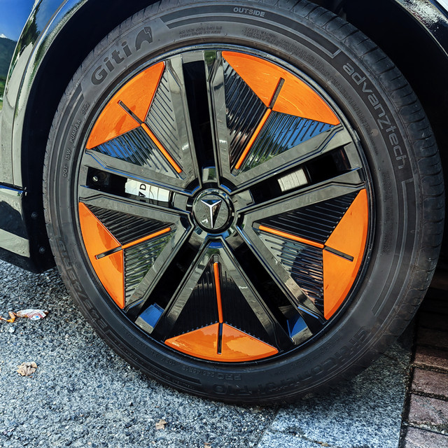 Suitable for Changan Dark Blue SL03/S7 wheel hub cover decorative patch car anti-collision ...