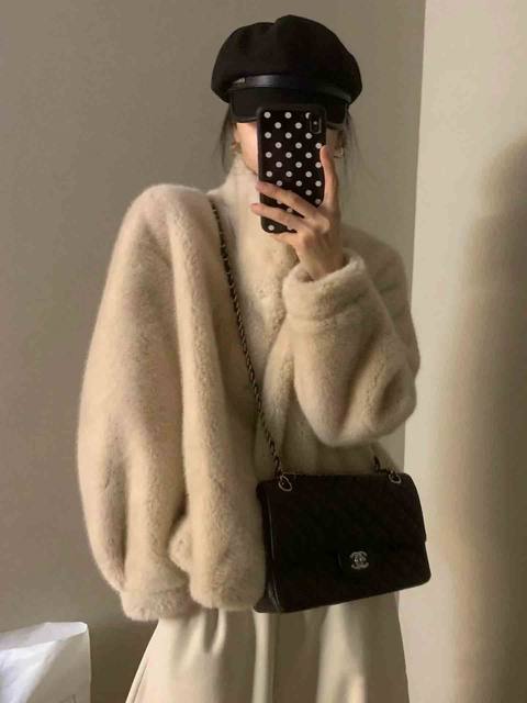 Off-season 2024 new imitation mink fur all-in-one short winter small ...