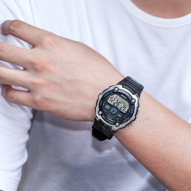 Casio watch men's sports waterproof junior high school teenagers ...