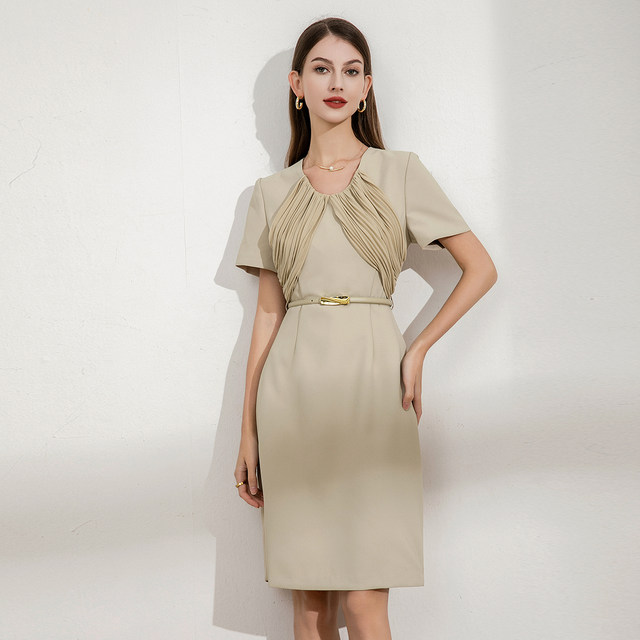 Exquisite woman's high-end, elegant and intellectual dress, high ...