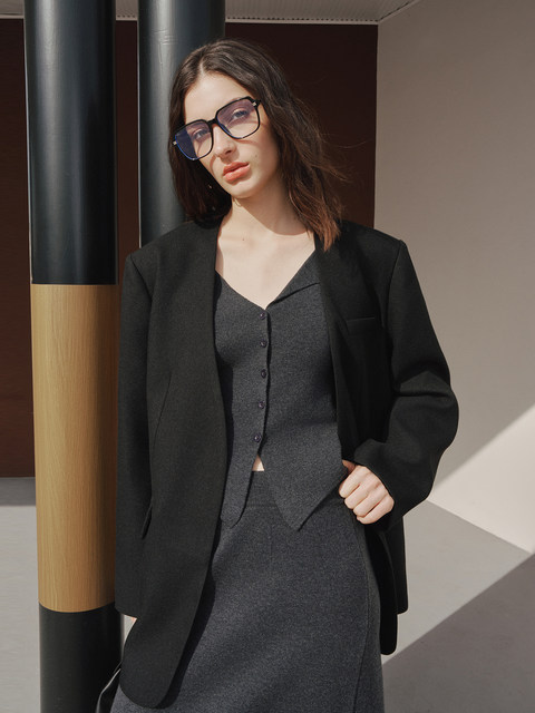 PRE PREWORKS slim and relaxed wool knitted top, delicate nude asymmetric knitted two sets