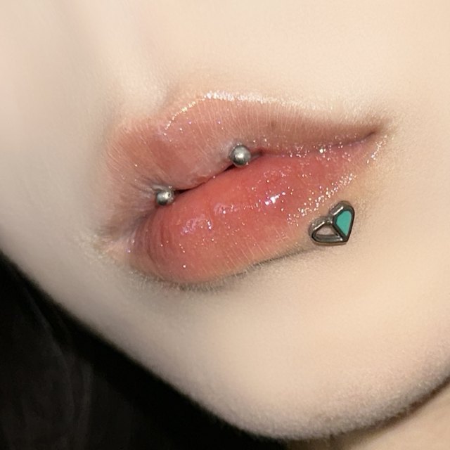 Raccon Half-Piercing Titanium Steel Lip Stud Internal Thread Heart Cute ...