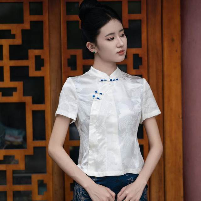 Xishuangbanna Republic of China Dai clothing women's water-splashing ...