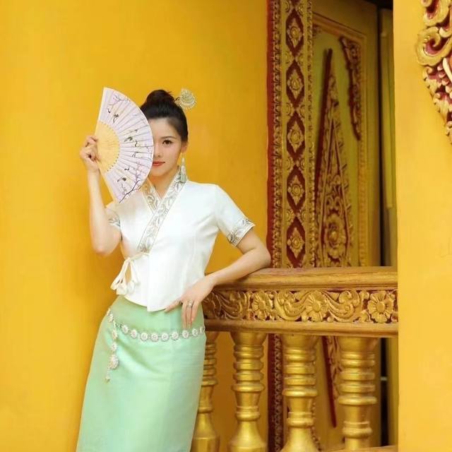 Xishuangbanna new Dai clothing ethnic clothing tops traditional fresh ...