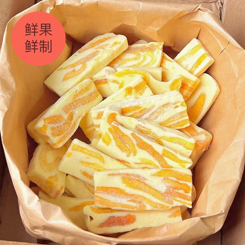 Cui Xian Nong Mango Milk Cake Snacks - Dried Mango & Cheese Strips