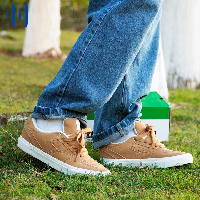 Stubborn official Bright bread shoe khaki wool low -help men's national ...