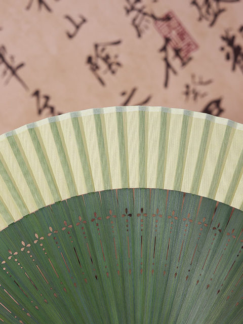 Sending Mingyue Yongye Xinghe same ancient fan folding fan folding fan Hanfu new Chinese female ...