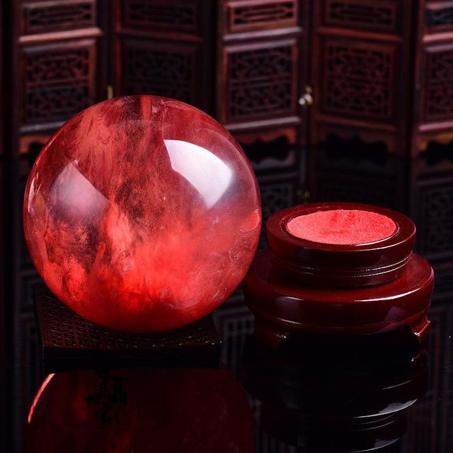 Natural smelted red crystal ball ornaments, good luck, home living room ...