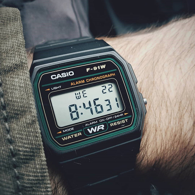 Casio CASIO retro small square electronic watch F-84W/F-91W classic men ...