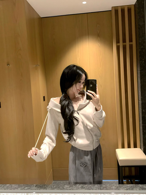 GYOKUU 2025 Oatmeal Soft Knitted Sweatshirt Hooded Top Coat