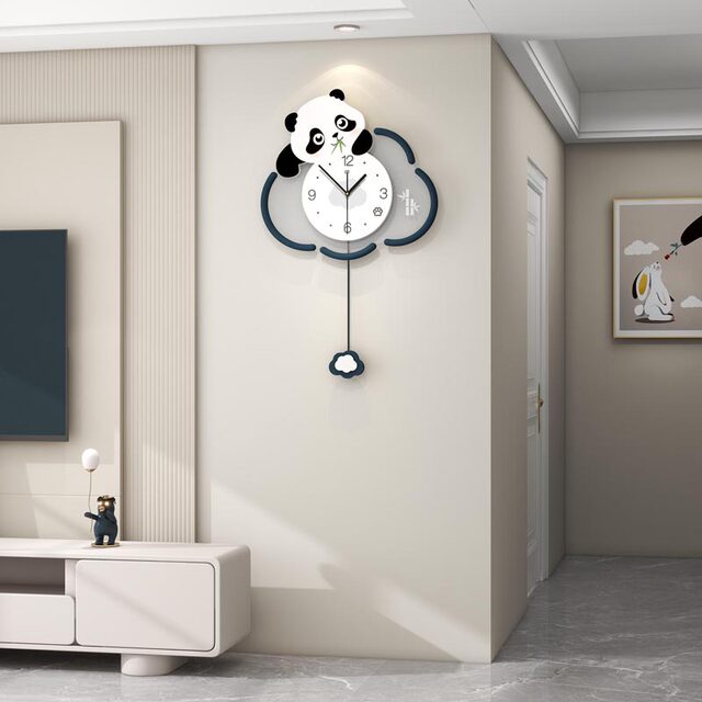 2024 New Simple Panda Clock Living Room Wall Clock Atmospheric Internet ...