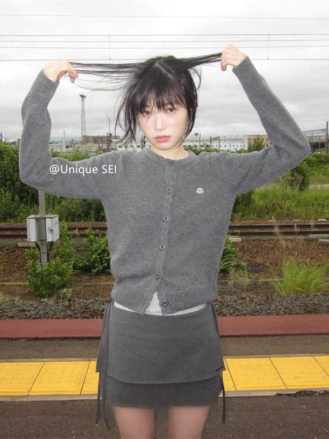 Unique Sei Street Style Autumn and Winter Floral Button Lace Sweater ...