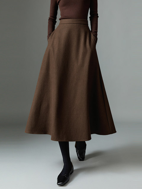 Autumn and winter wool skirt women's late white 2024 new style French commuter temperament skirt ...