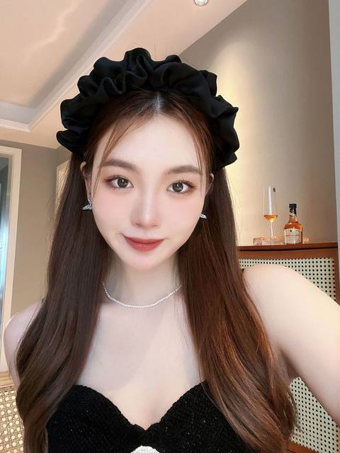 High skull top black fold hair hoe Edge versatile bow hair card washing ...