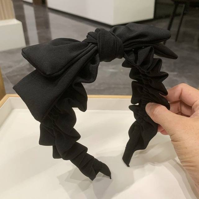 Black wrinkle bow hair hoop Wide -edge French hair wood ear ear hair ...