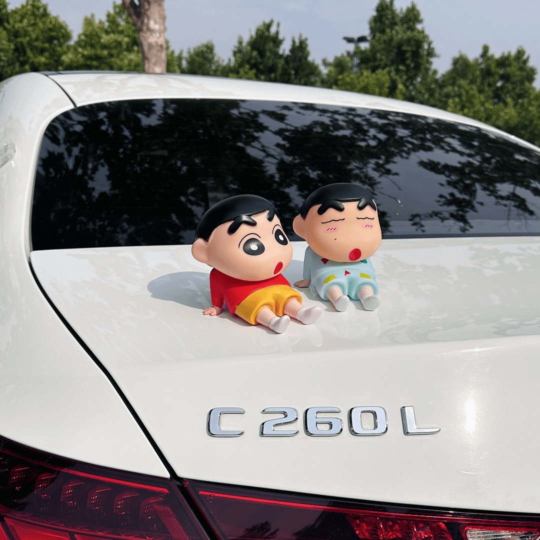 Car-mounted cute Crayon Shin-chan sitting doll creative car rear roof ...