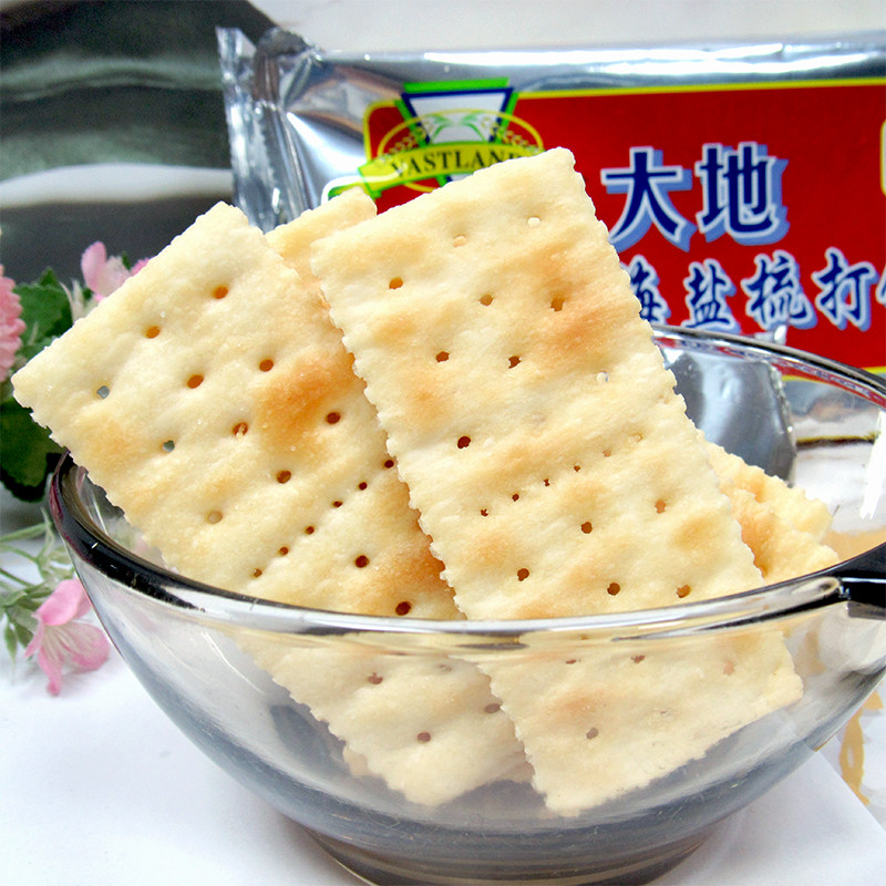 Earth Soda Crackers 200g x 3 - ზღვის მარილი და სეზამის გემო