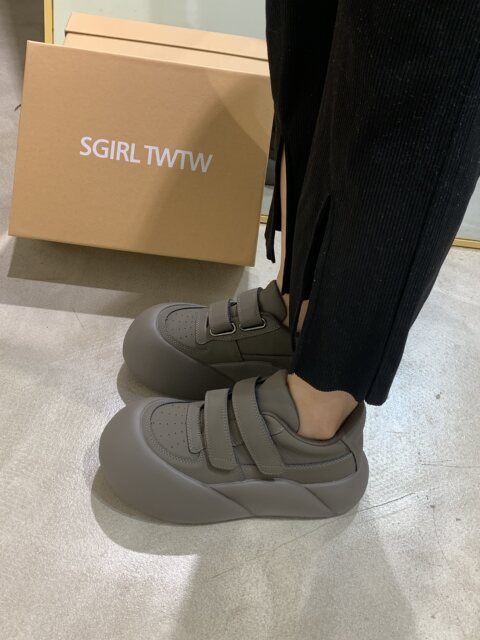 SGIRLTWTW Japanese big-head bread shoes for women ins niche Velcro ...