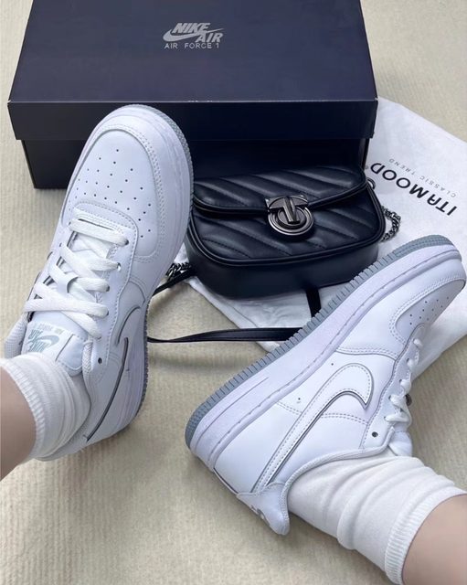 Nike Air Force 1 AF1 white gray Air Force 1 women's low-cut sneakers ...
