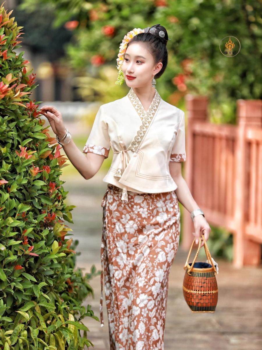 New Dai clothing women's Xishuangbanna traditional improved spring and ...
