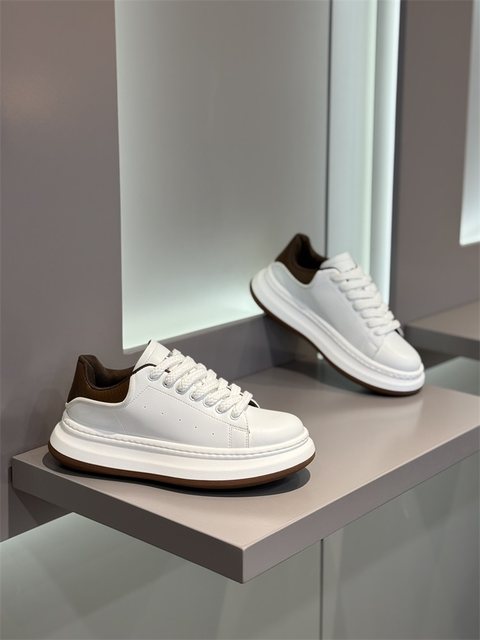 High-end light luxury white shoes for men 2025 spring new versatile ...