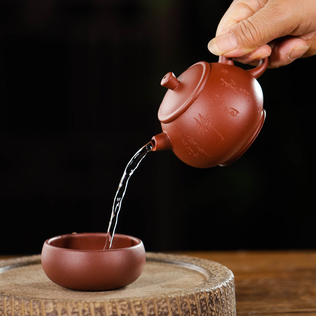 Small capacity Yixing Zisha pot famous all -pure handmade original mining home kung fu tea set ...