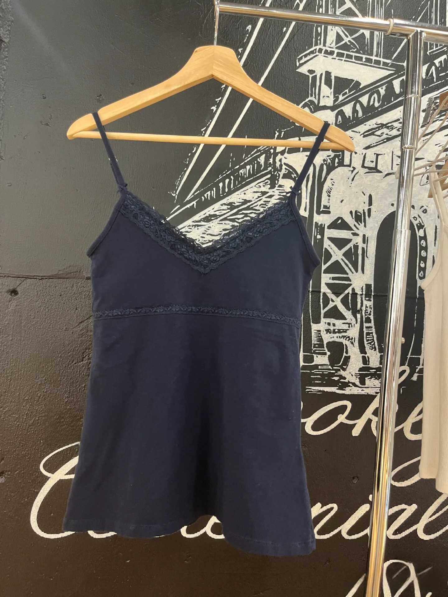 BM suspender vest female lace edge is thin and sexy, pure desire wind, base 2024 summer new ...