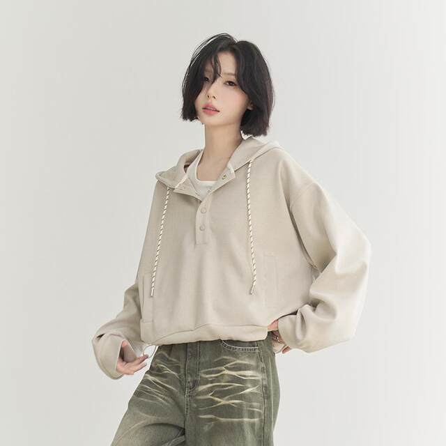 Universal Gravity Museum's hem drawstring short hooded sweater female ...