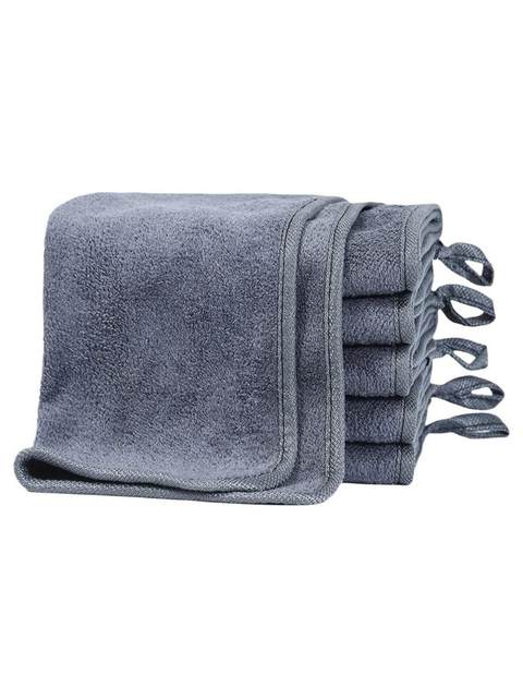 Well -wiped kitchen house towels absorb water and wipe the table cup ...