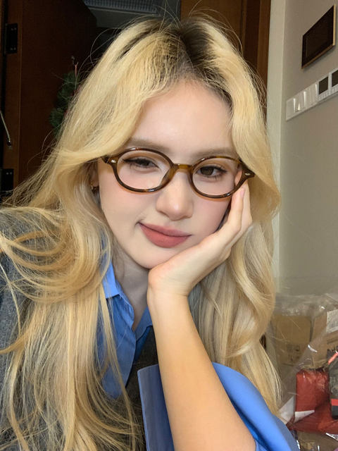 hucares playful nerdy miu-flavored glasses for women, large frame, no makeup artifact, slimming ...