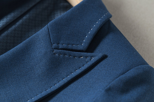 High-end commuter temperament gun lapel double-breasted arch stitch ...