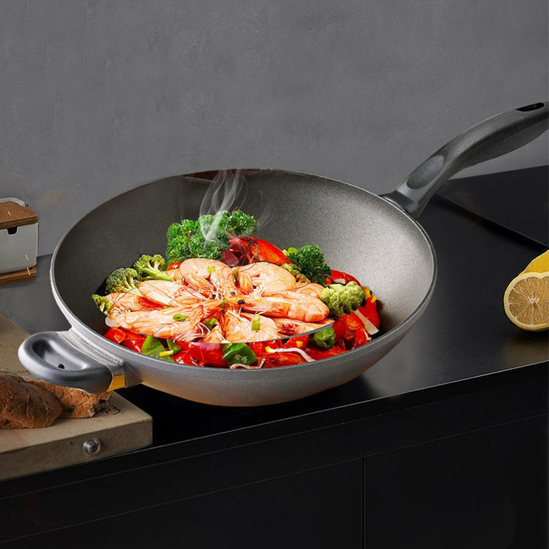 Pyrex Swiss Diamond Non-Stick Wok - 32cm - Svájci gyártás