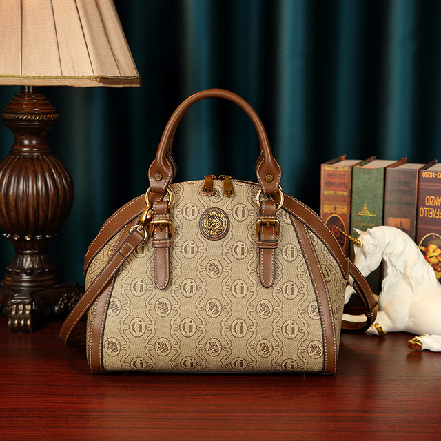 GUSACHI Gaschi bag 2025 new high -level high -end hand -handed shell ...