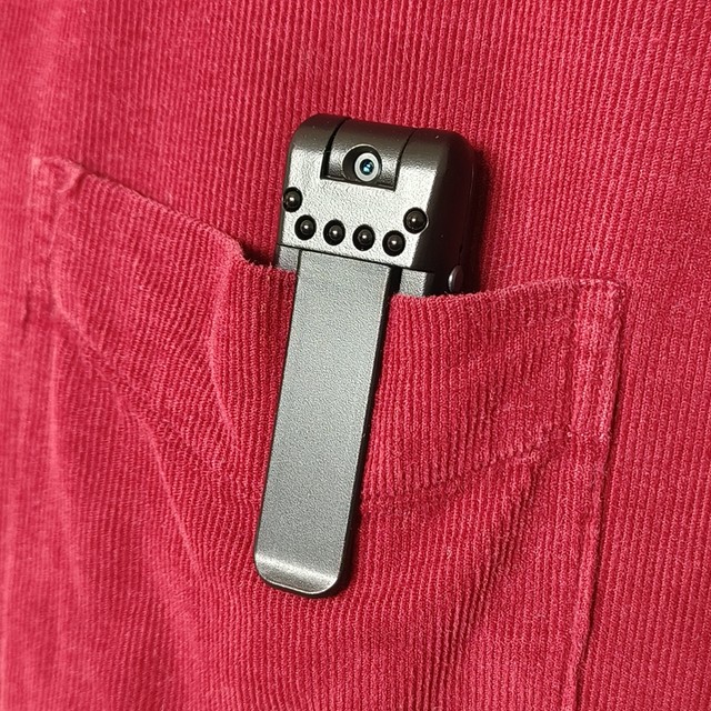 Korean modern camera high-definition interview wearable pocket DV head ...
