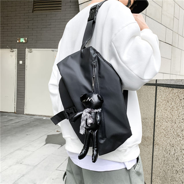 Trendy brand shoulder bag for men, large capacity, trendy and cool ...