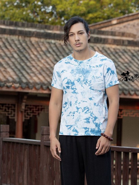 Isatis plant tie-dye blue dye batik top loose short-sleeved T-shirt ...
